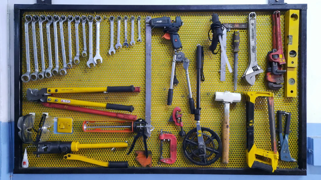 Must-Have Car Tools Under $50 (USA) – Budget Picks